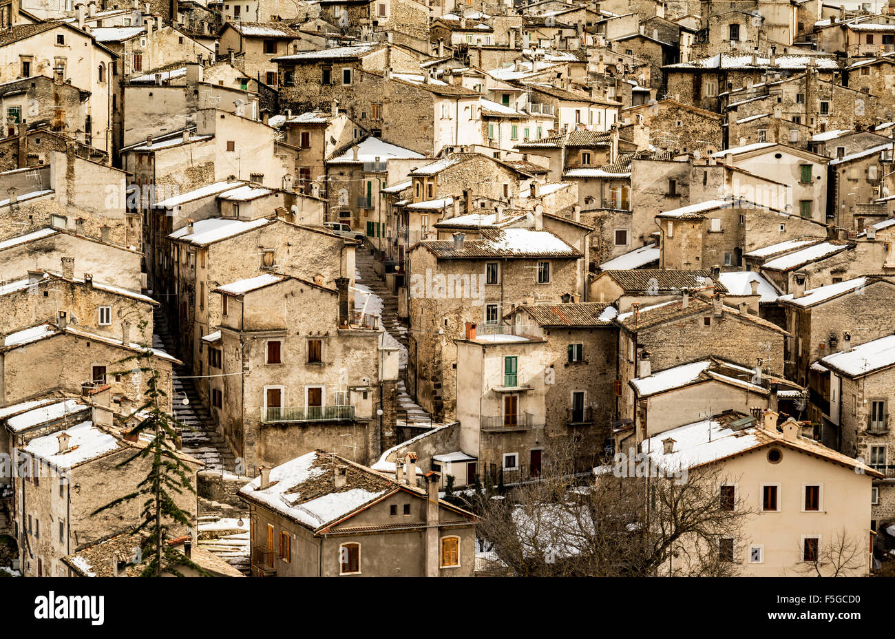 Old Scanno village Stock Photo - Alamy
