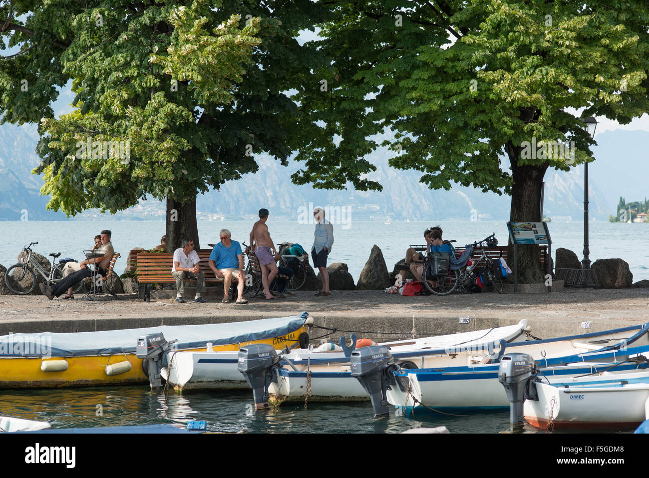Cassone, Italy, the promenade of Cassone Stock Photo - Alamy