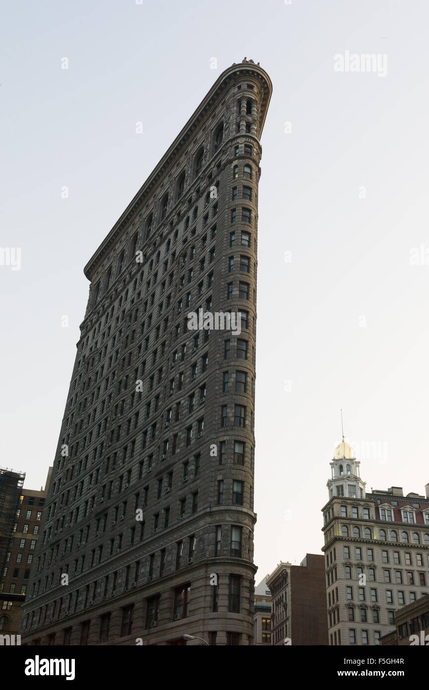 The Flatiron building sits on a triangular block formed by Fifth Avenue ...