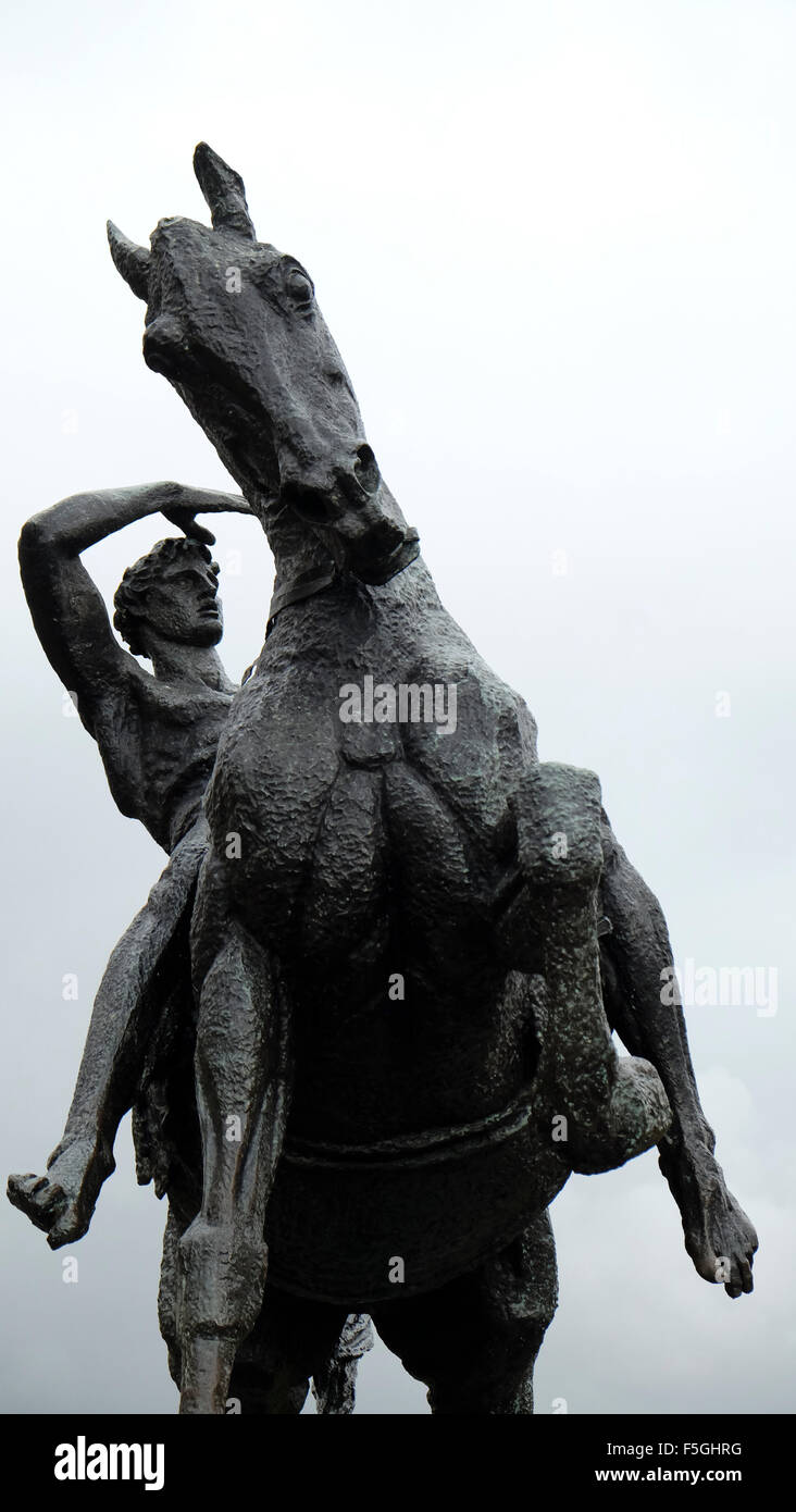 The physical energy statue hi-res stock photography and images - Alamy