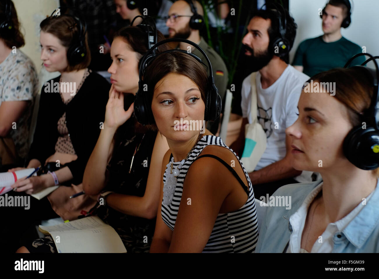 Toa hi-res stock photography and images - Alamy