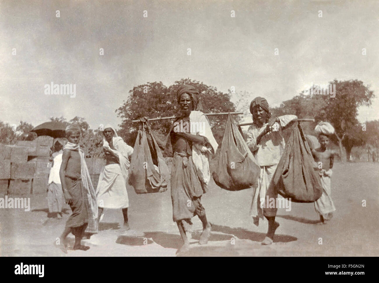 Carriers rod rocker , India Stock Photo - Alamy