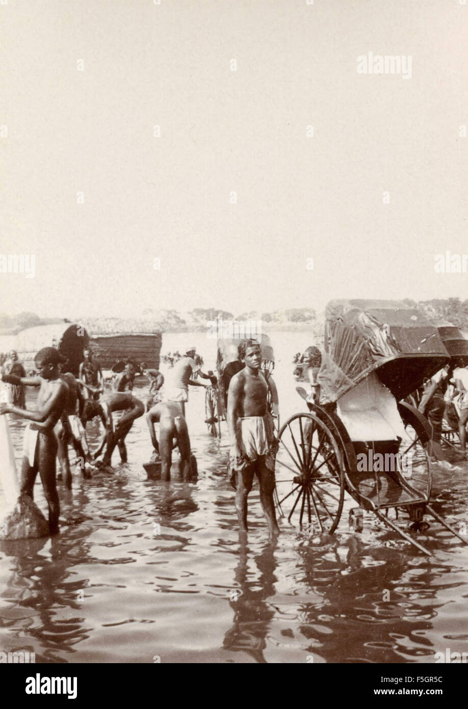 Rickshaws in the water , India Stock Photo - Alamy