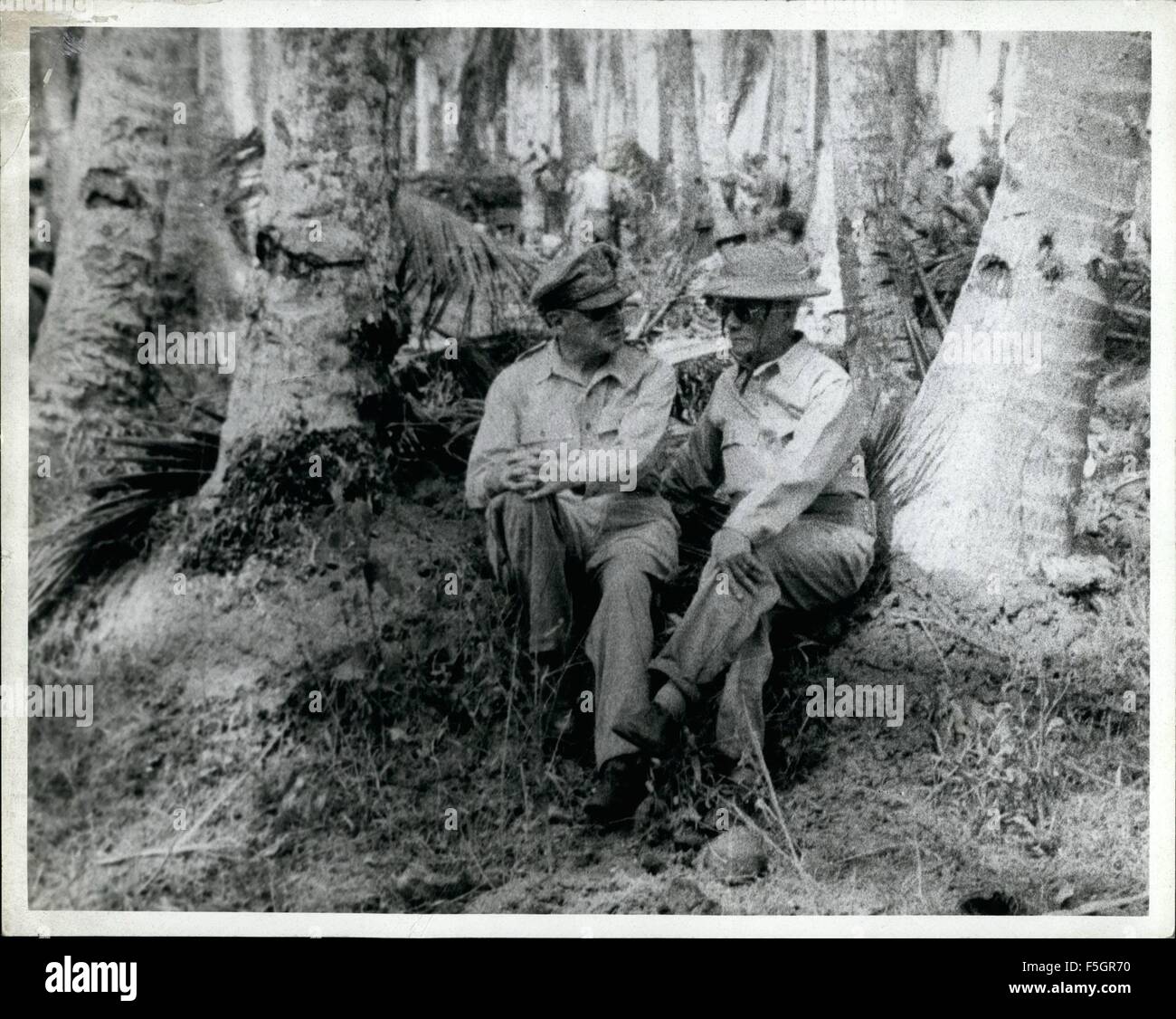 1945 - World War II - Pacific - Philippines D-Day Gen. Macarthur With ...