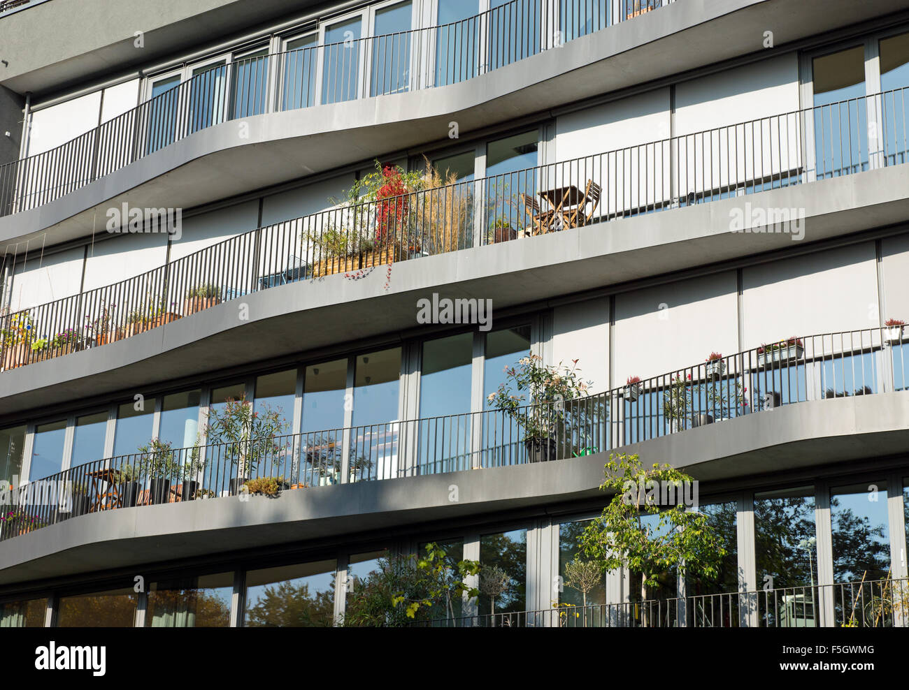 Curved balconies of apartments hi-res stock photography and images - Alamy