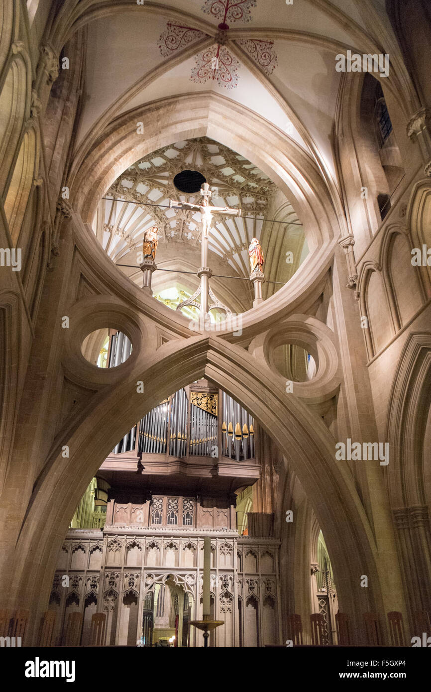 The Scissor Arches in Wells Cathedral, Somerset Stock Photo - Alamy