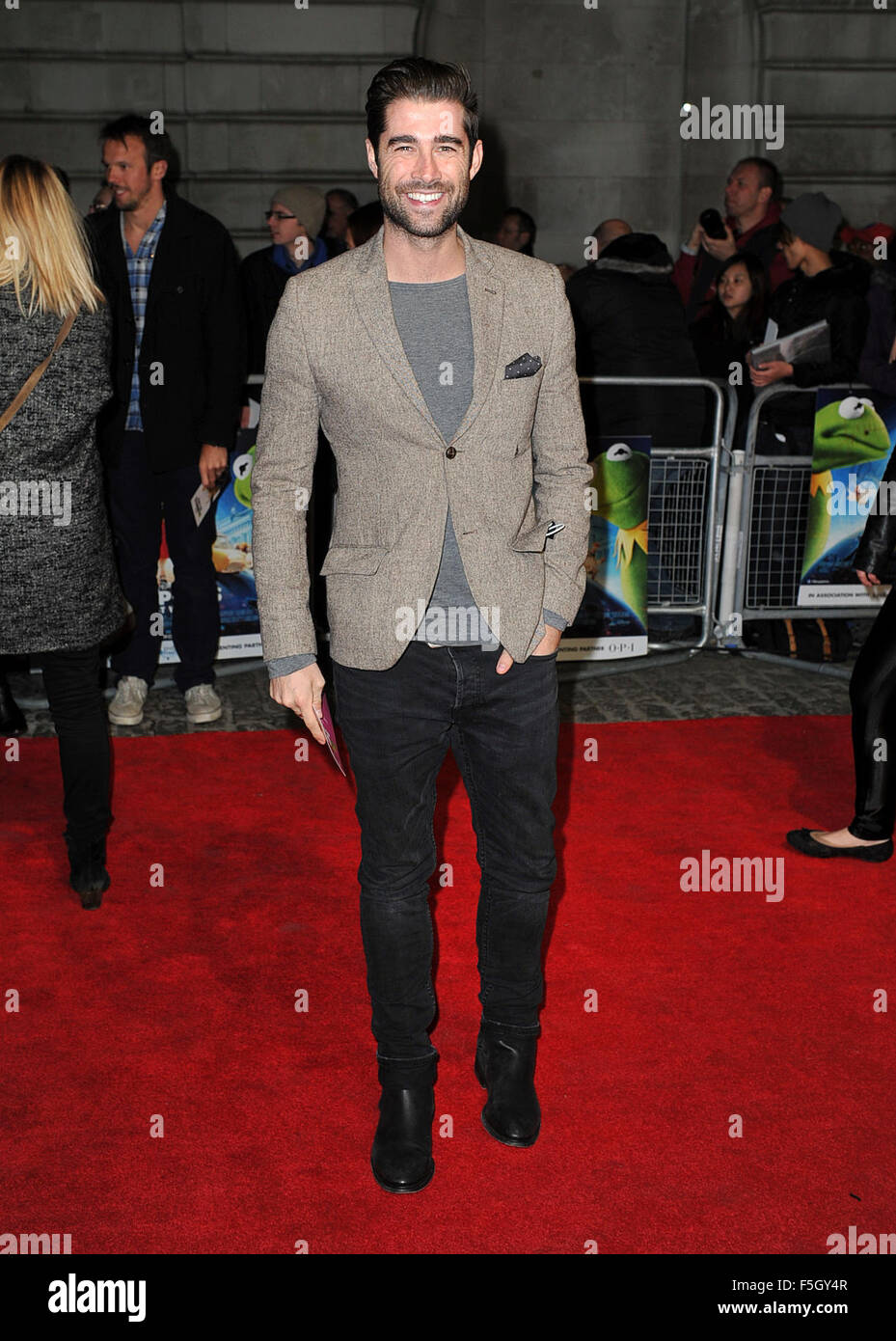 London, UK. Matt Johnson at the VIP screening of 'The Muppets Most ...