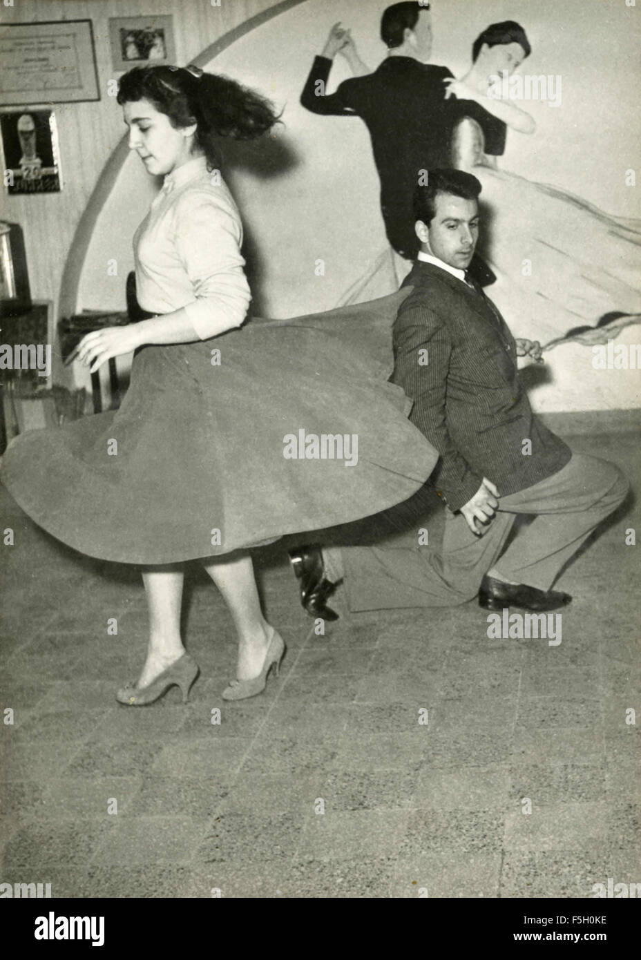 A couple dancing the tango, Italy Stock Photo - Alamy