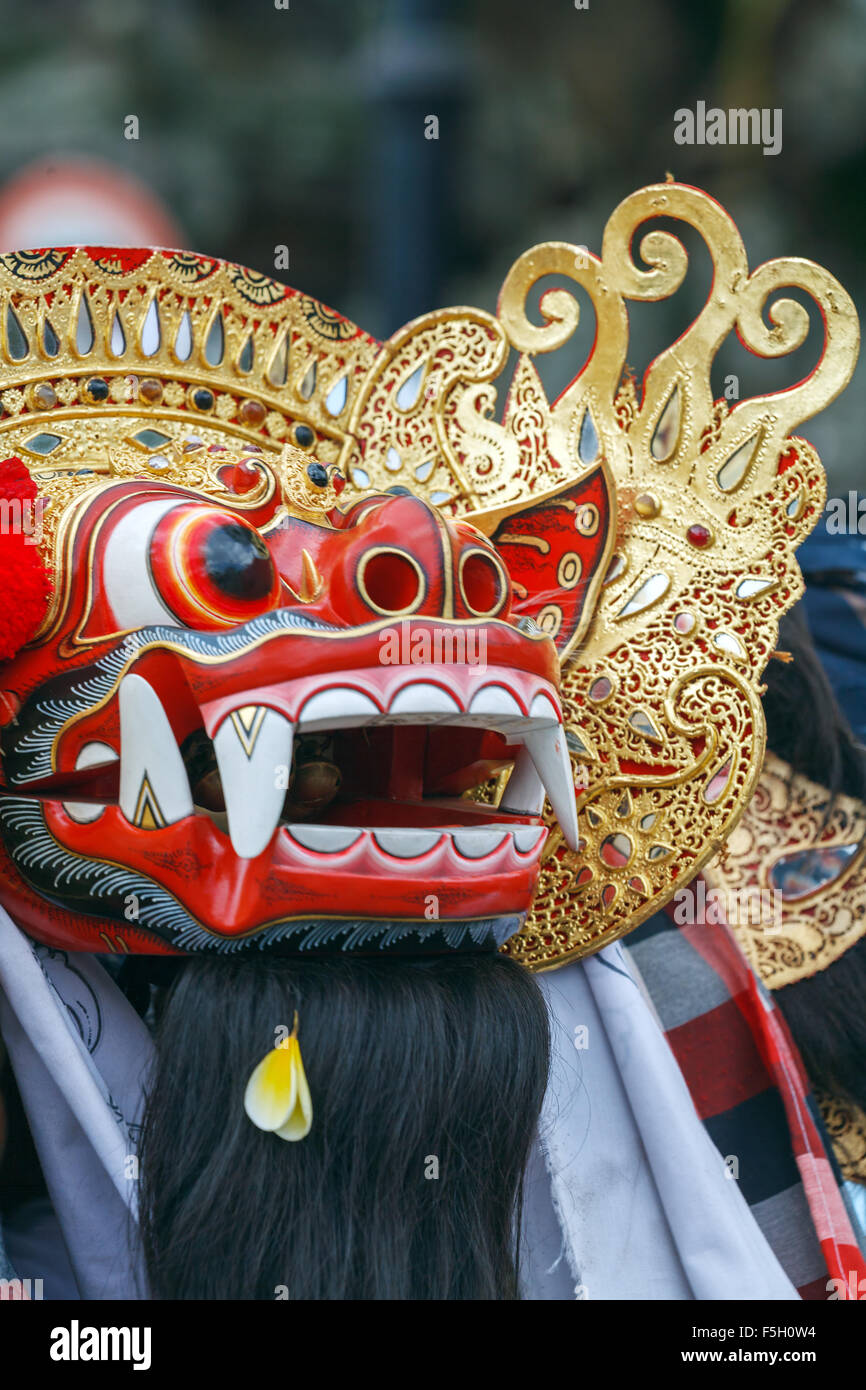 Barong lion mask hi-res stock photography and images - Alamy