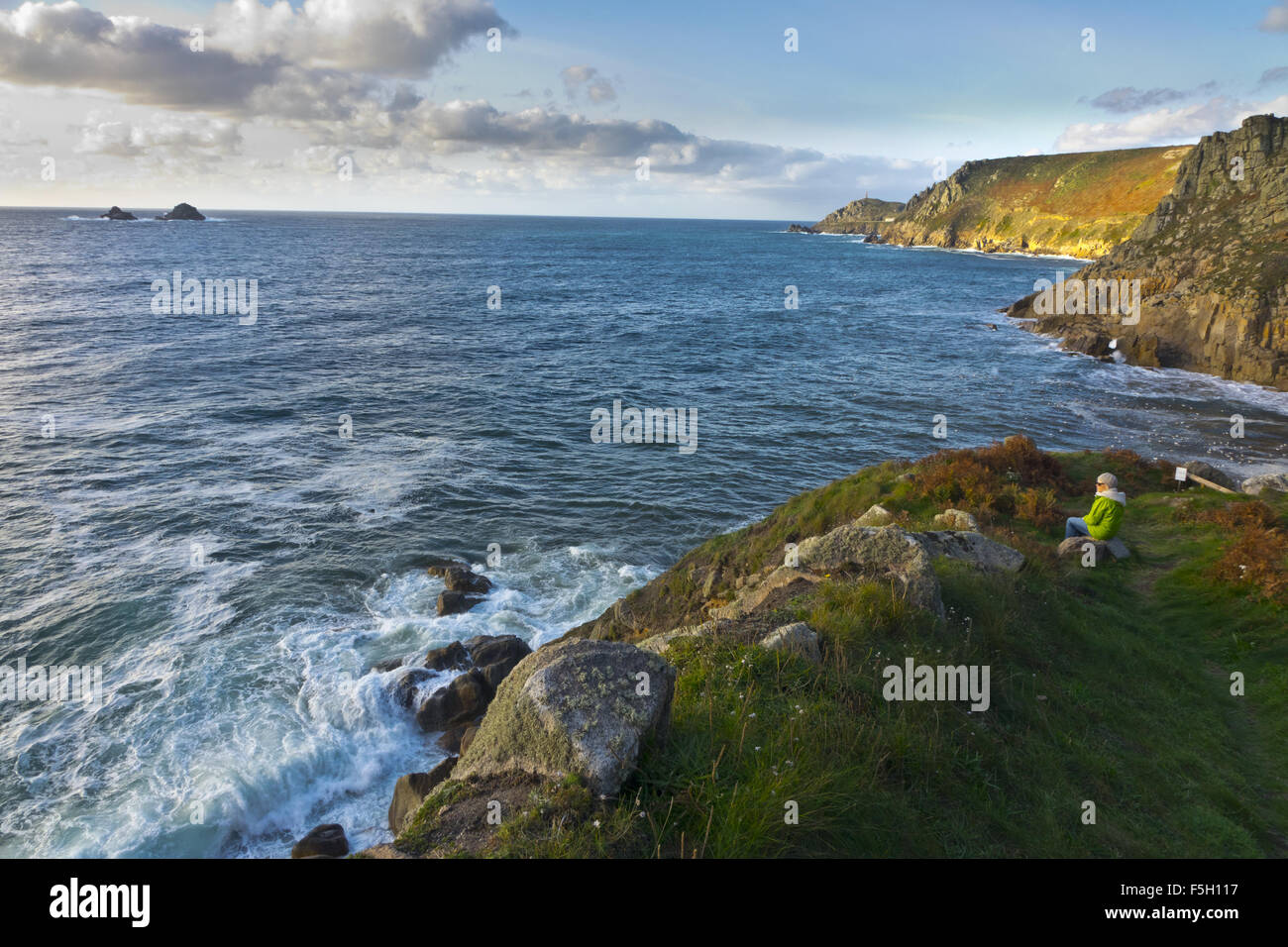 Progo Cove Cornish cliffs and coast Stock Photo - Alamy