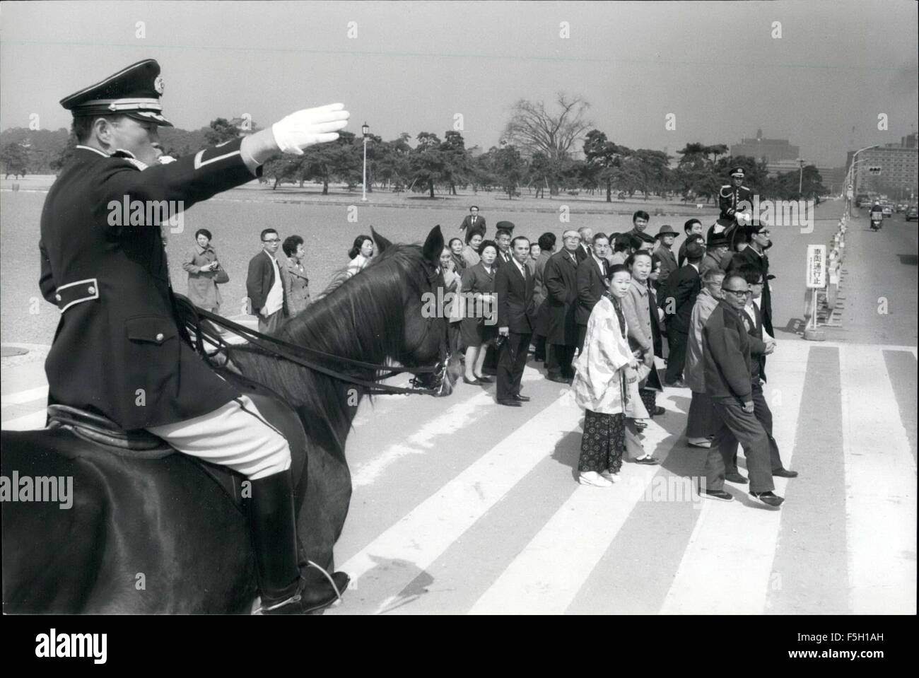 Tokyo metropolitan police department hi-res stock photography and ...
