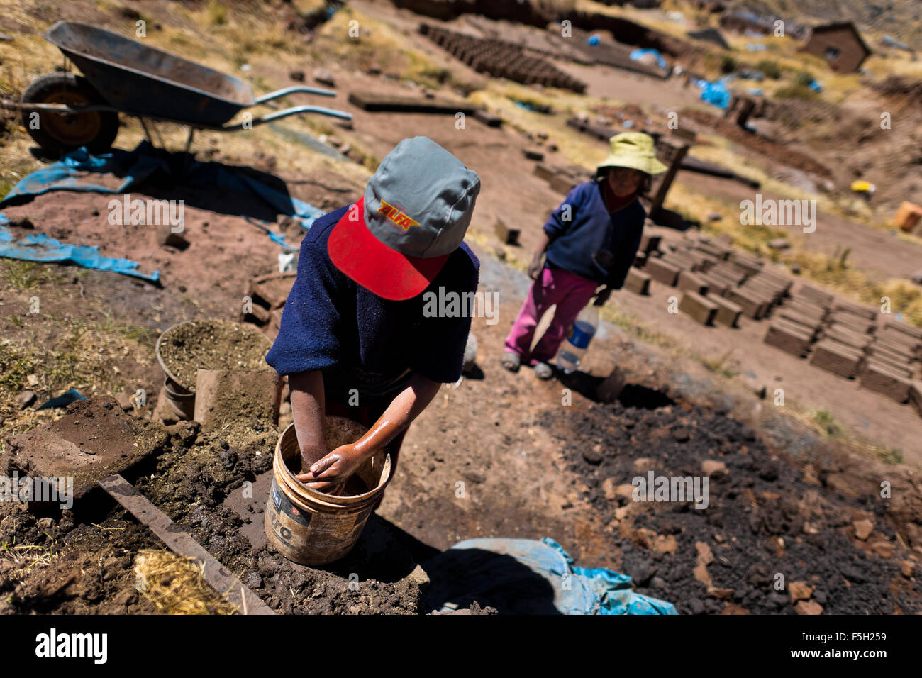 Poverty peru High Resolution Stock Photography and Images - Alamy