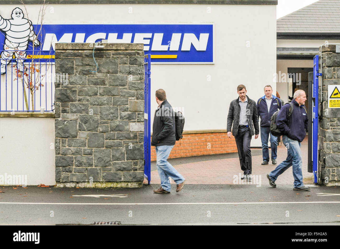 Rubber factory workers hi-res stock photography and images - Alamy