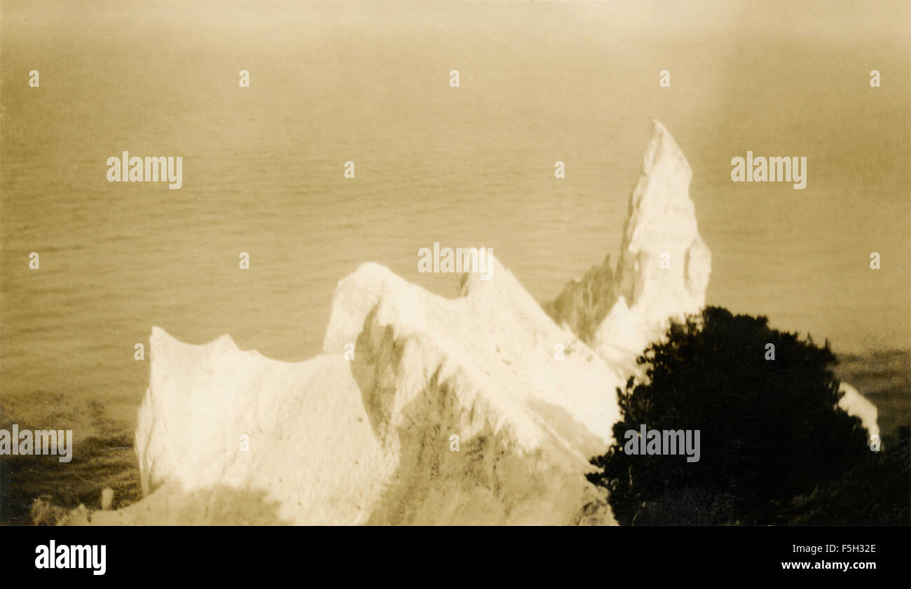 White stone or rock hi-res stock photography and images - Alamy