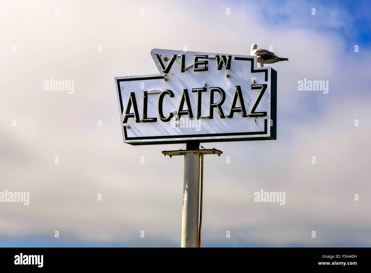View Alcatraz sign at the end of Hyde Street Pier in San Francisco ...