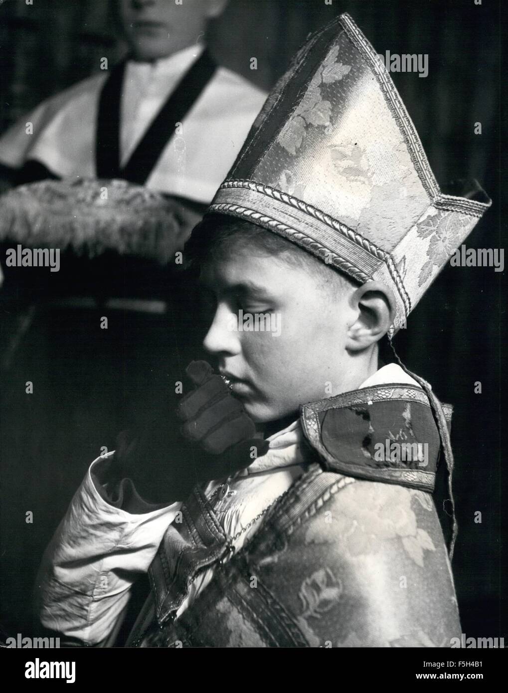 1962 - The Boy Bishop Kisses The Ring: Timothy Owen-Burke, the boy ...
