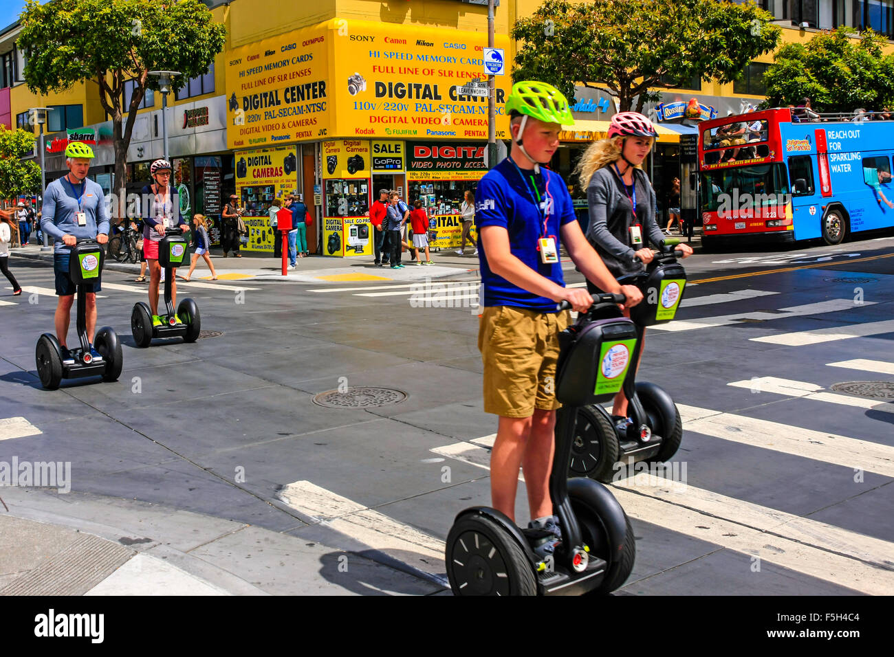 Group of people riding segways hi-res stock photography and images - Alamy