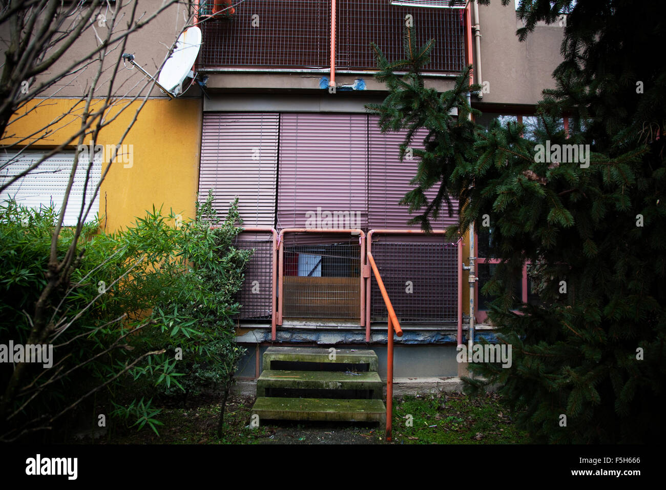 housing in the suburbs of Milan, Italy Stock Photo - Alamy