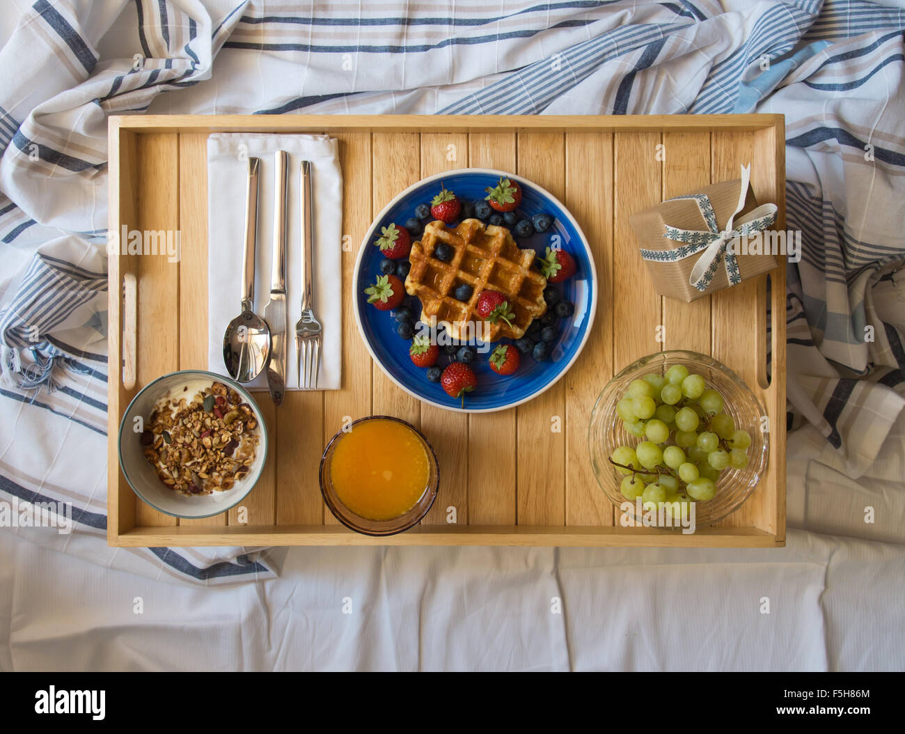 Continental breakfast on tray hi-res stock photography and images - Alamy