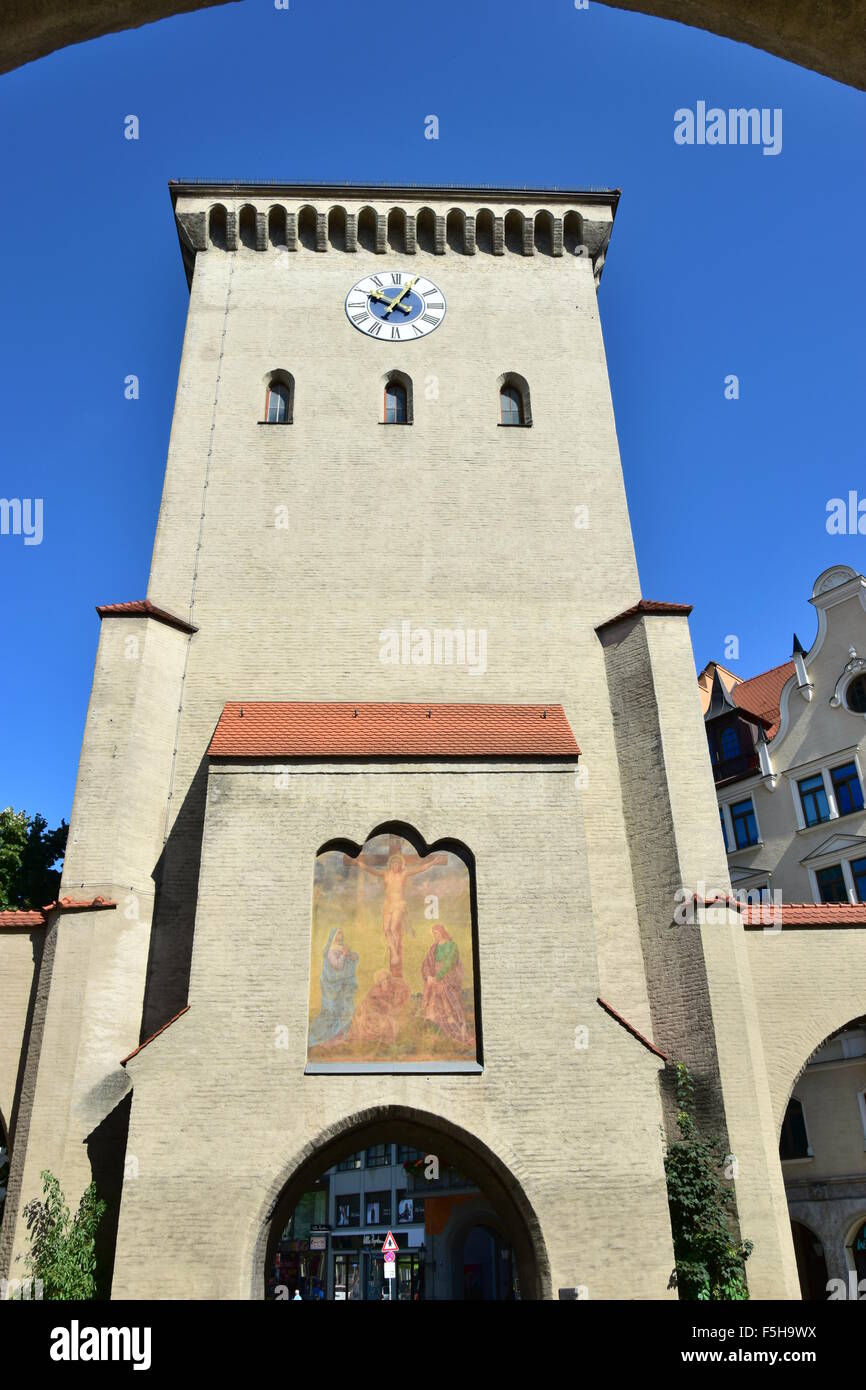 Munich, Germany - A view of the ISARTOR gate (ISAR gate Stock Photo - Alamy