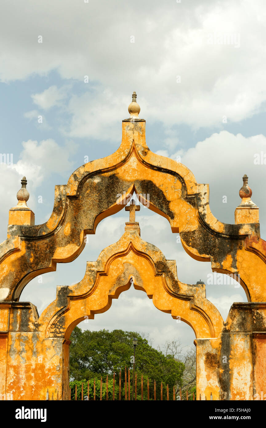 Ornate Moorish gate at entrance to Hacienda Yaxcopoil, Yucatan, Mexico ...