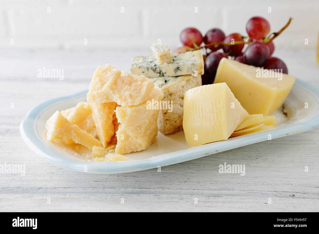 Mix cheese plate hi-res stock photography and images - Alamy