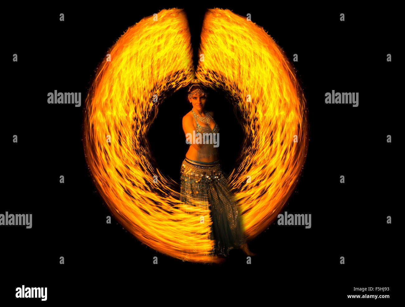 Female fire dancer hi-res stock photography and images - Alamy