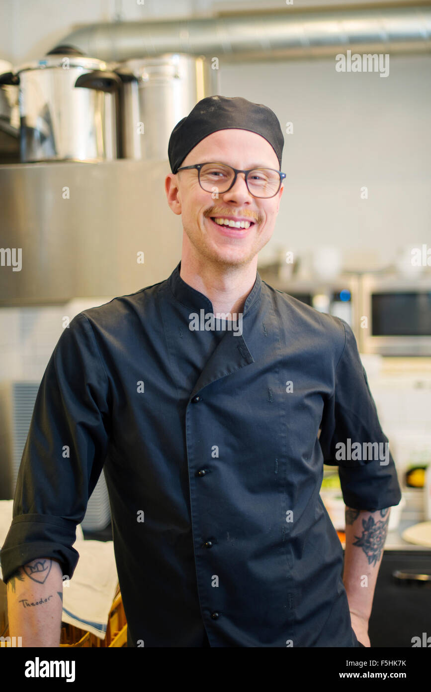 Man in front of cafe hi-res stock photography and images - Alamy