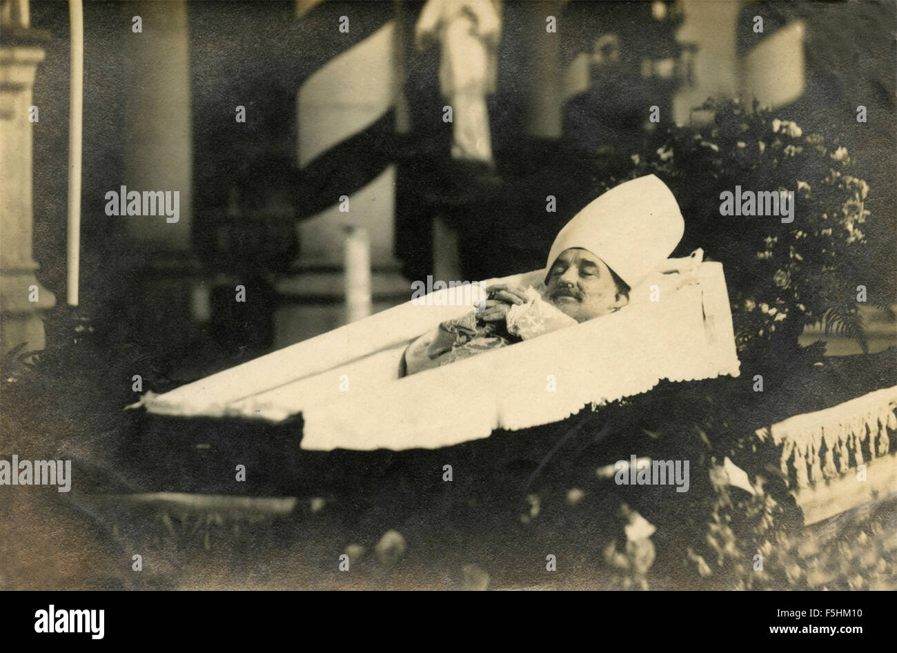 Pope Pius Xii Embalming