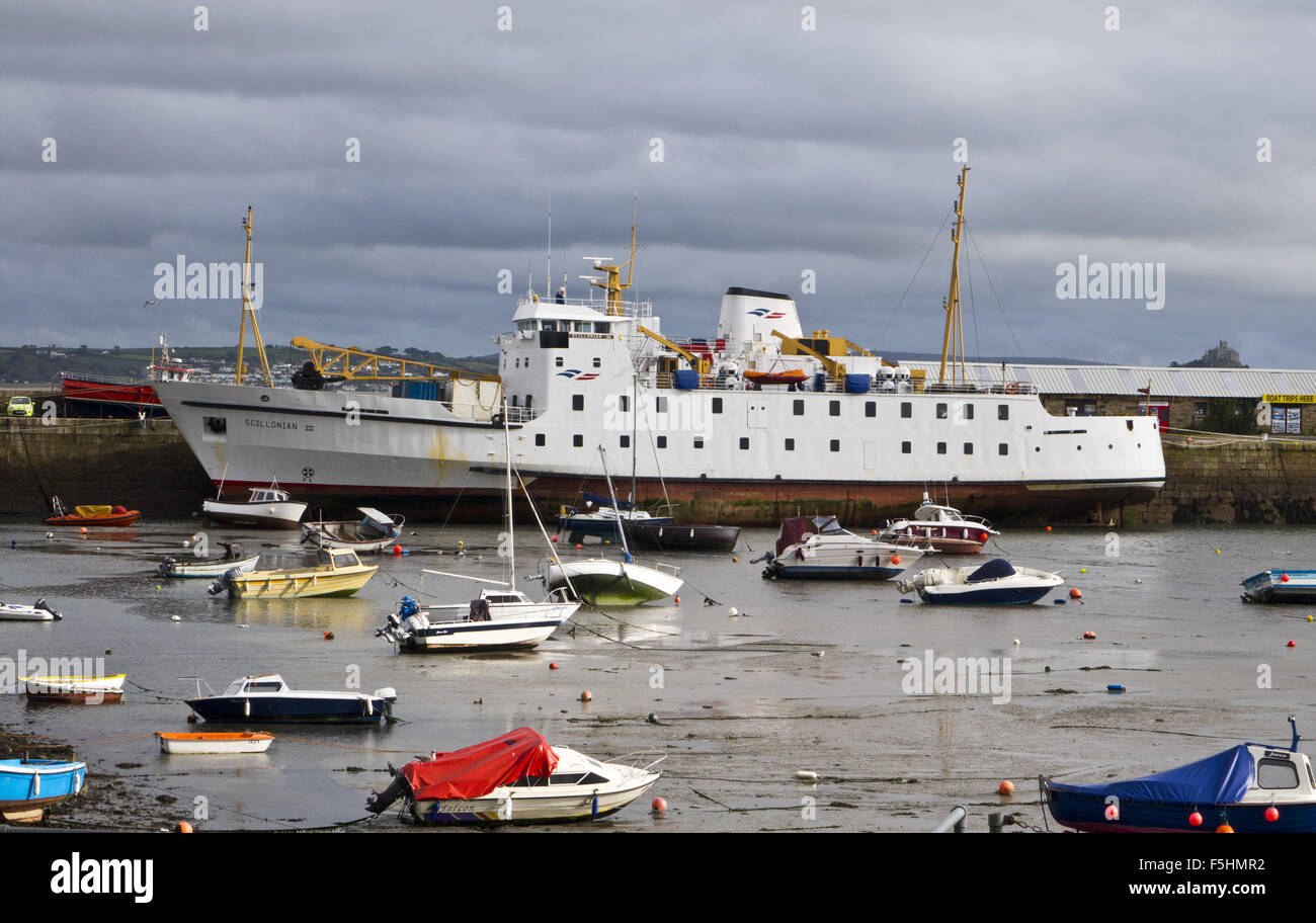 Scilly ferry Scillonian III in port harbour Stock Photo - Alamy