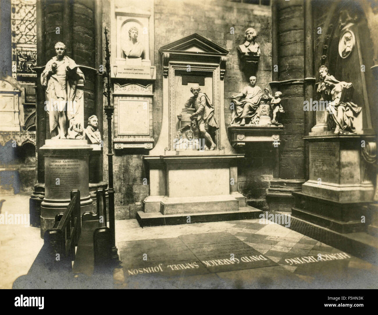 Poets corner westminster abbey hi-res stock photography and images - Alamy