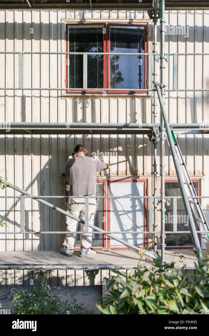 Scaffolding fixing hi-res stock photography and images - Alamy