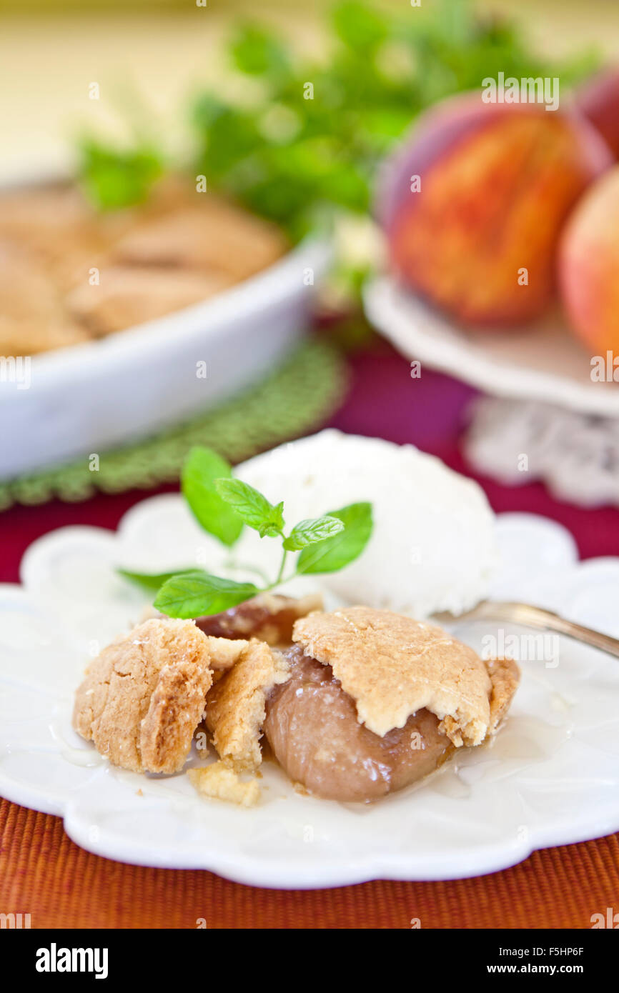 Peach pie hi-res stock photography and images - Alamy