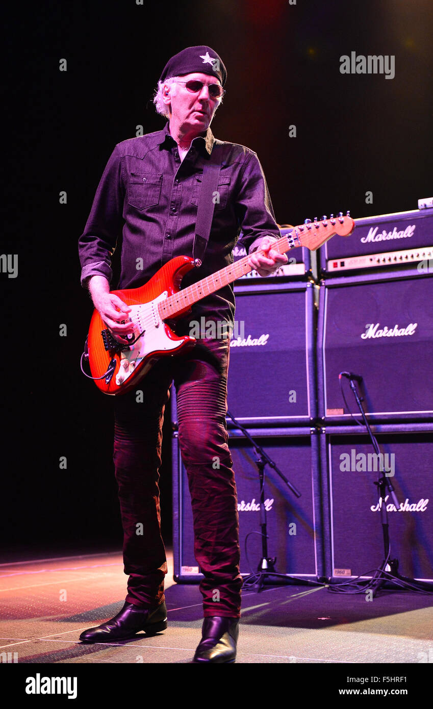 Loverboy paul dean hi-res stock photography and images - Alamy