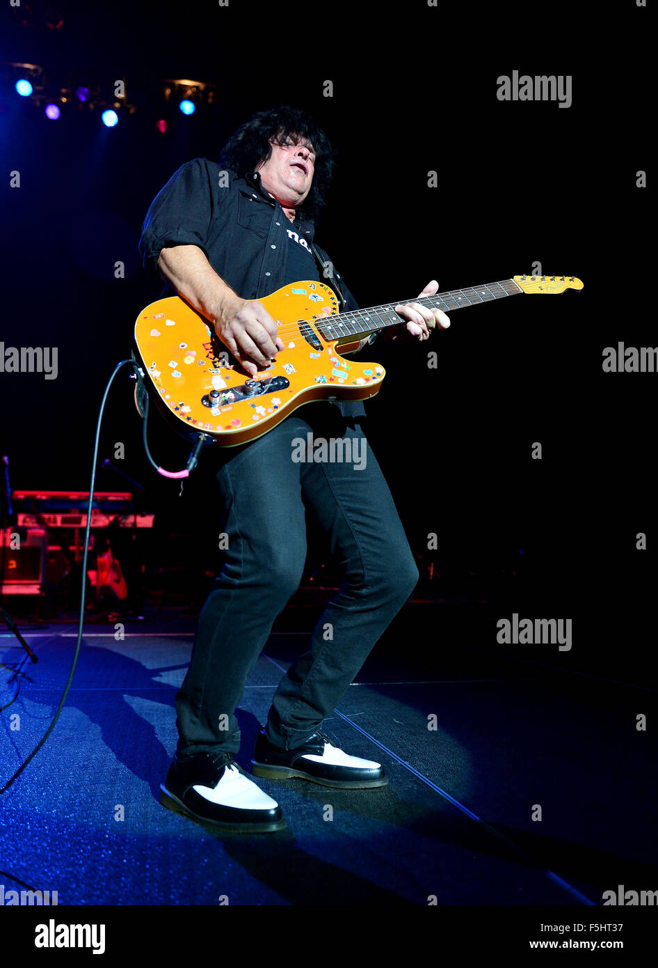 The Romantics performing at Hard Rock Live! in the Seminole Hard Rock ...