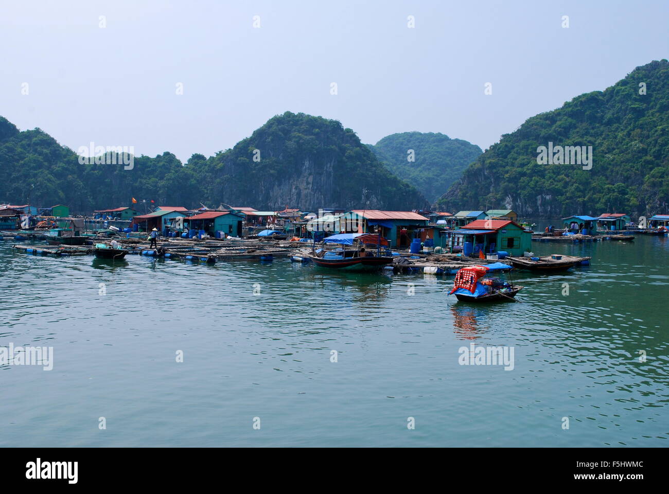 Floating Village. Halong Bay, Vietnam Stock Photo - Alamy