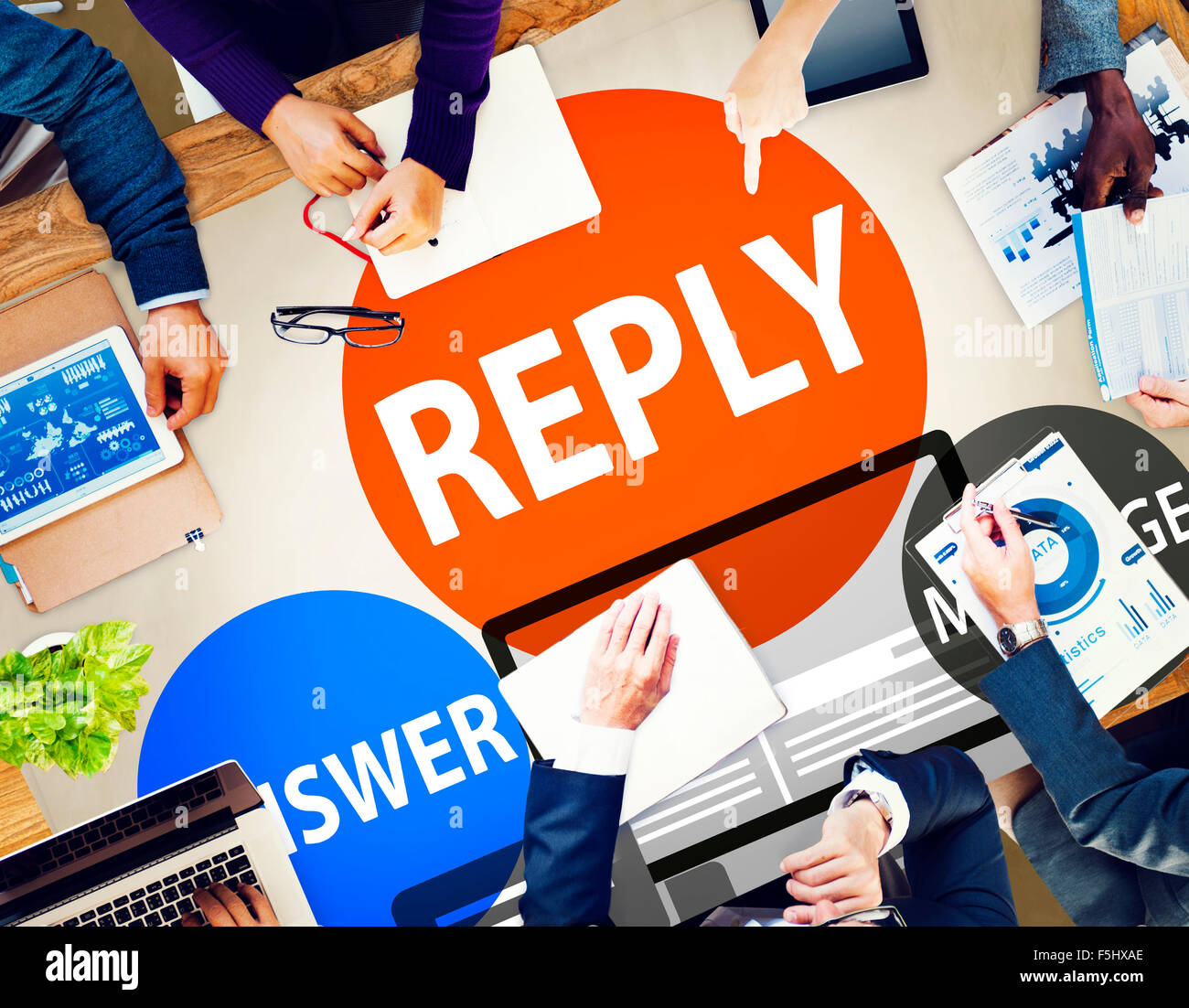 Reply Answer Message Communication Feedback Concept Stock Photo - Alamy