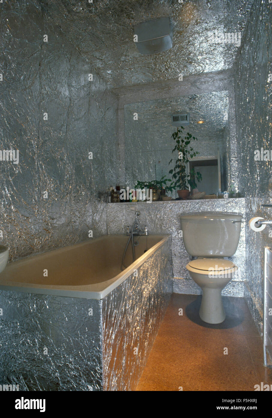 Silver bath hi-res stock photography and images - Alamy