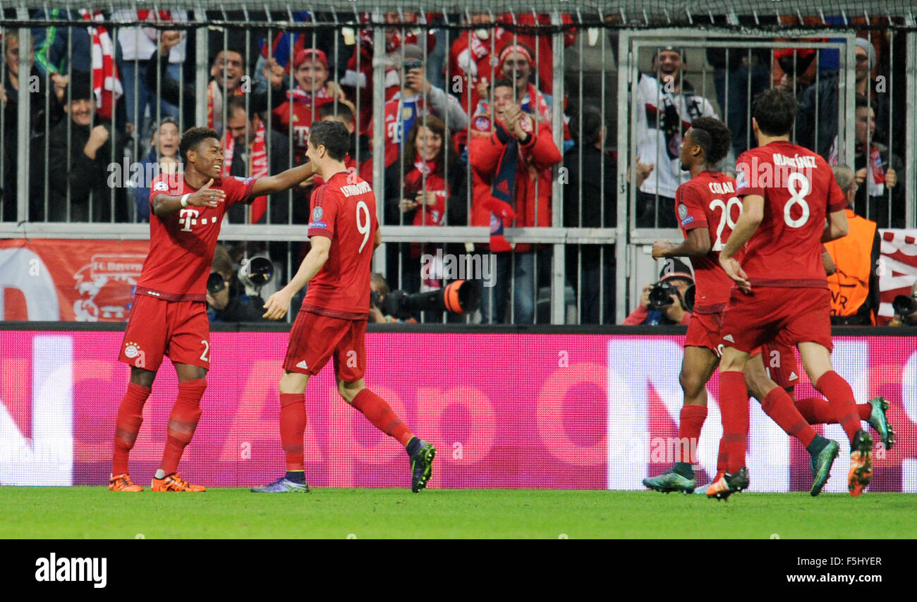 Munich, Germany. 04th Nov, 2015. Munich's David Alaba (L-R), Robert ...