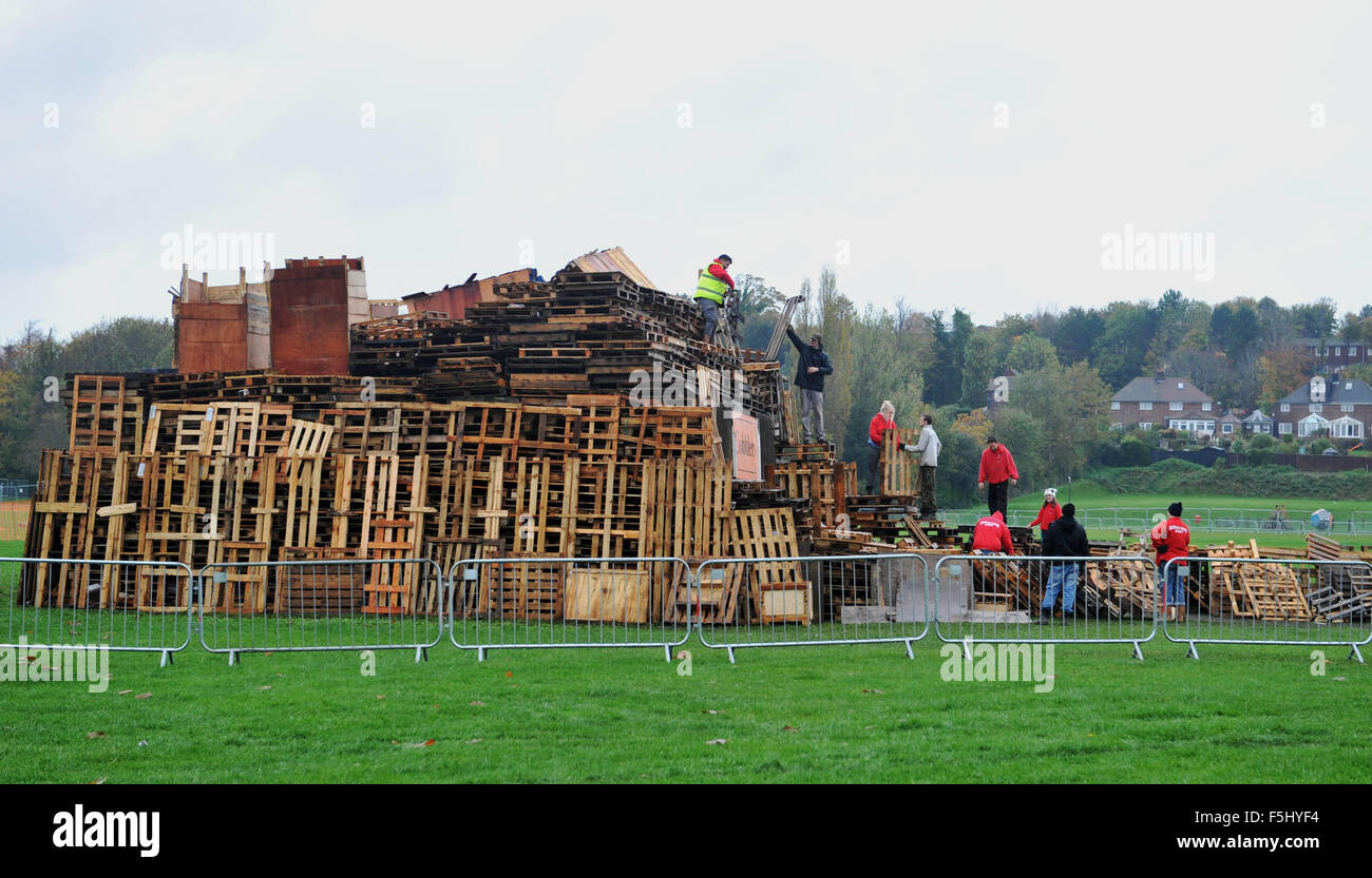Waterloo bonfire society hi-res stock photography and images - Alamy