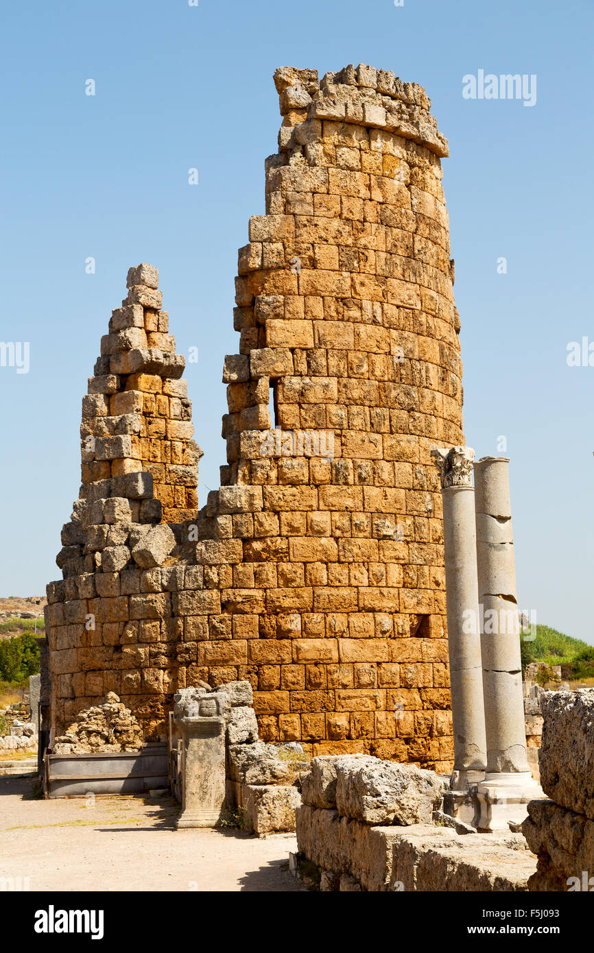 old construction in asia turkey the column and the roman temple Stock ...