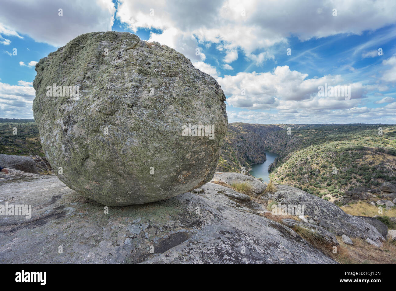 Round rock hi-res stock photography and images - Alamy
