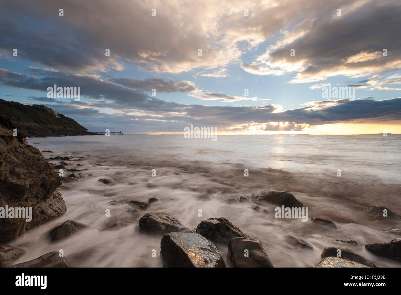 Clevedon bay hi-res stock photography and images - Alamy