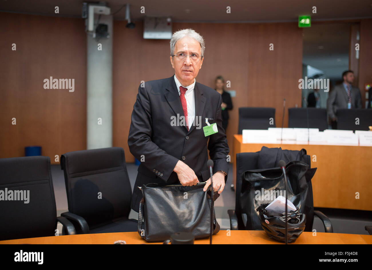 Kurt Graulich, deployed as a special investigator in the German federal ...