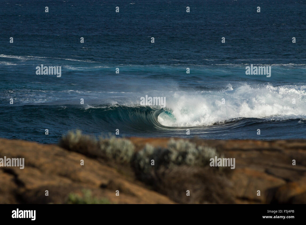 Breaking of wa hi-res stock photography and images - Alamy