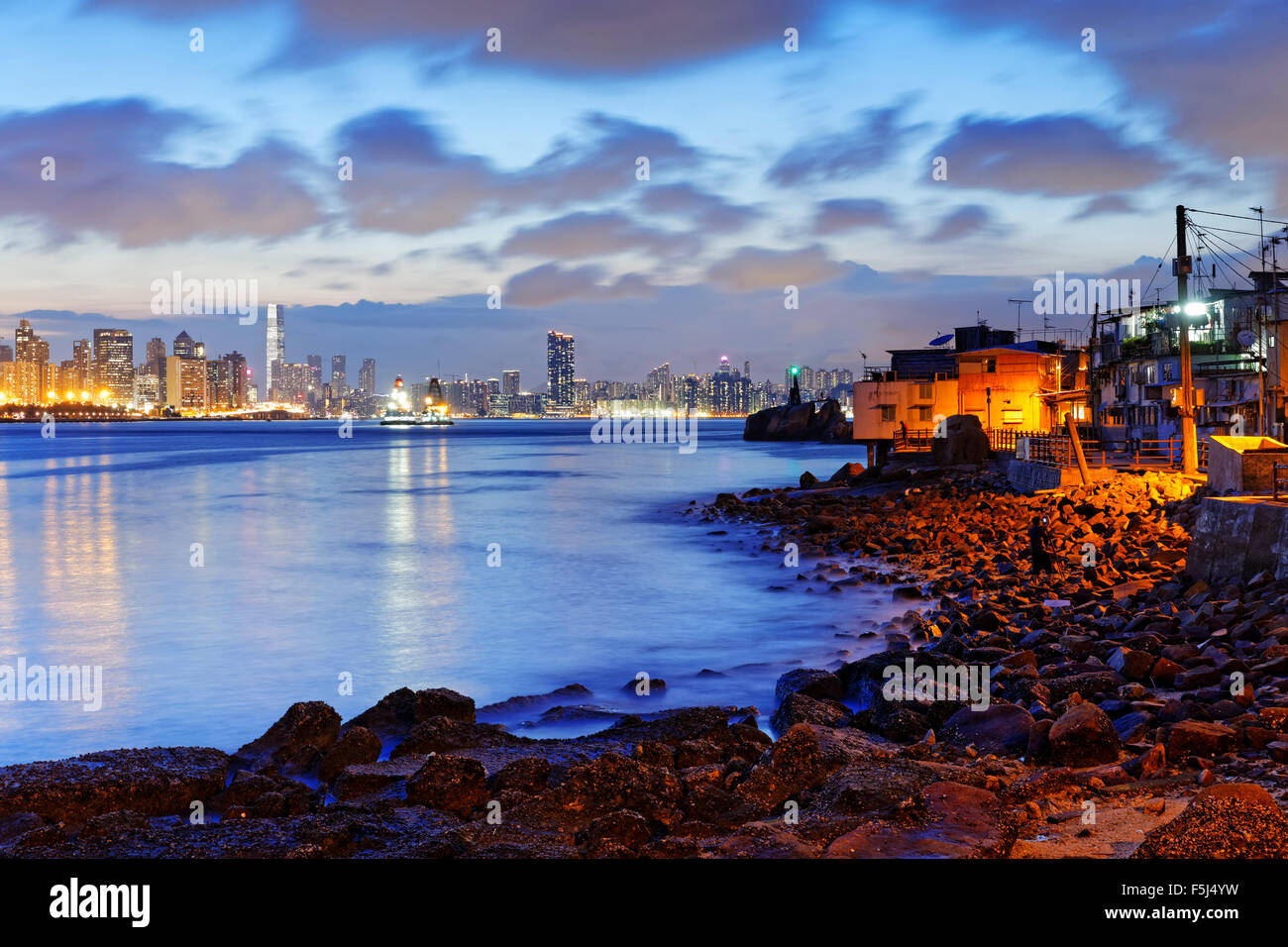 Ocean at magic hour hi-res stock photography and images - Alamy