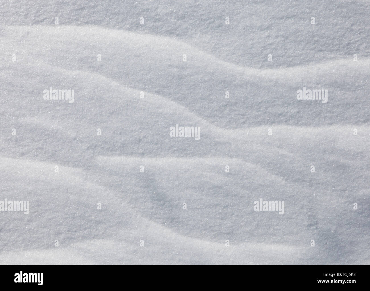 Wavy snow hi-res stock photography and images - Alamy