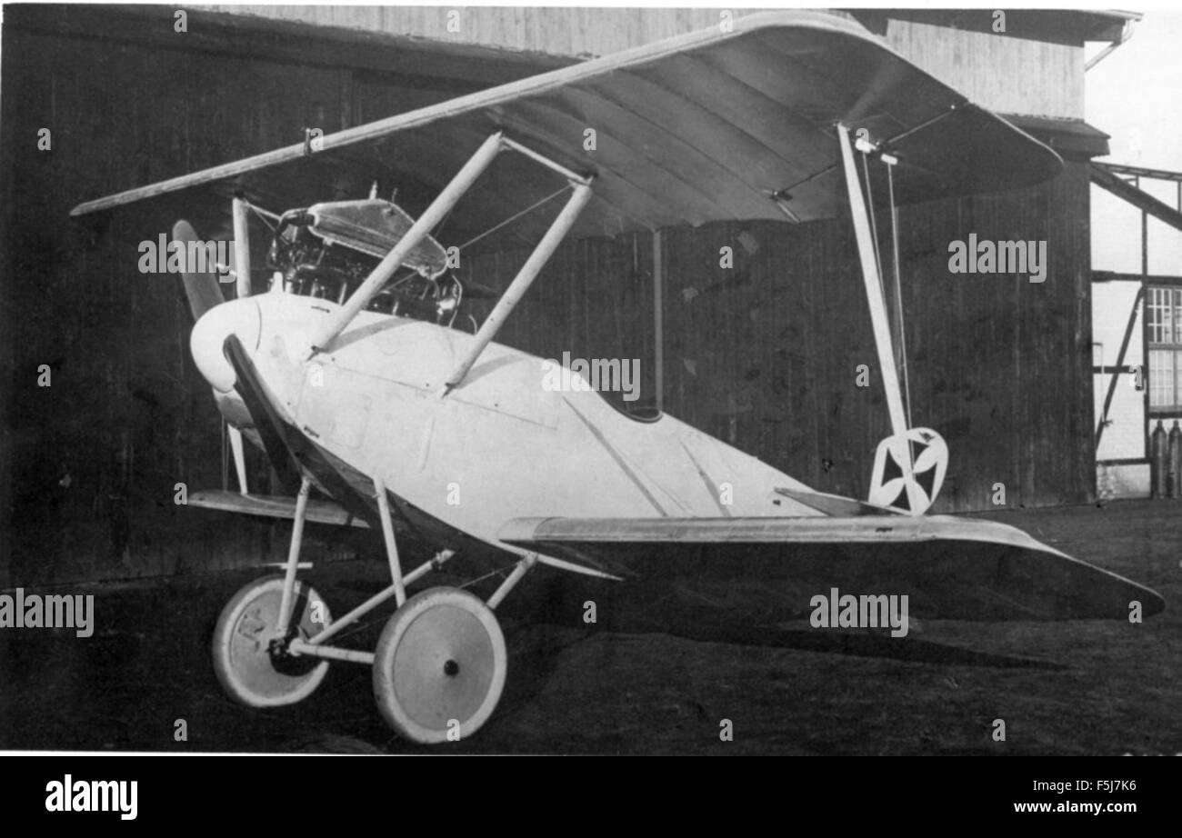 The Albatros L9 was a German reconnaissance aircraft used during World ...