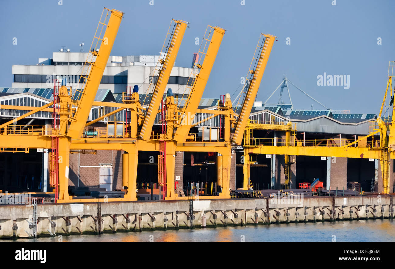 sea cargo port large cranes Stock Photo - Alamy
