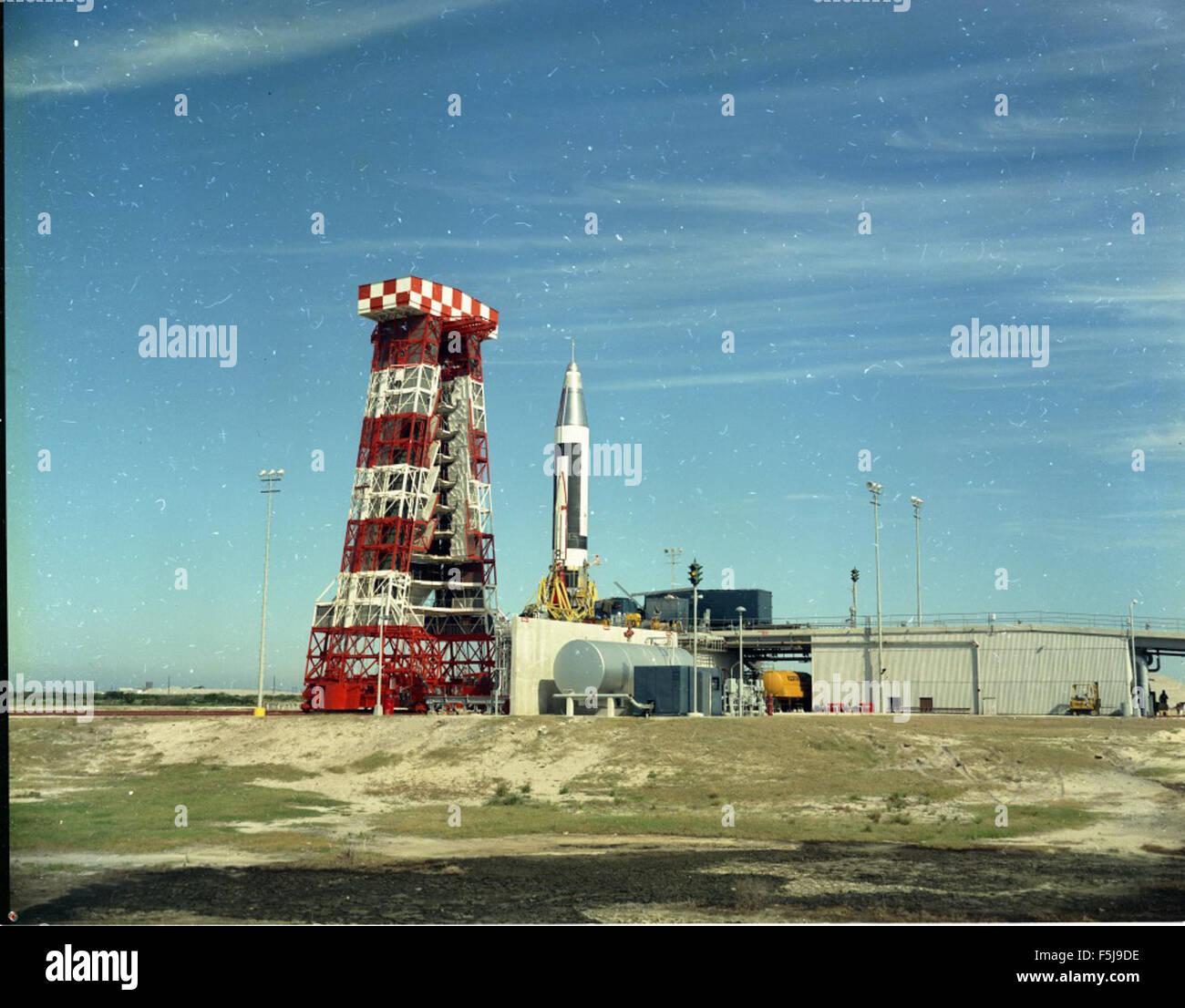 Atlas 10A Details 10A on Launcher; Tower Away and Stock Photo - Alamy
